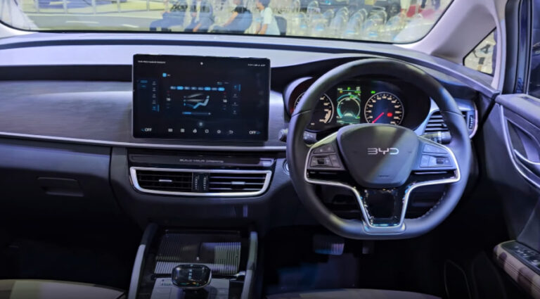 BYD Luncurkan Mobil Listrik 7 Seater BYD M6, Mobil Listrik Idaman ...